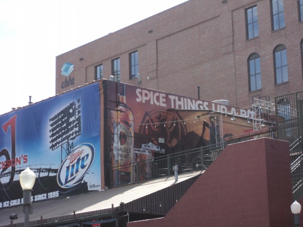 The Dos and Don’ts of Installing Large Building Wraps | Pro Graphic Install